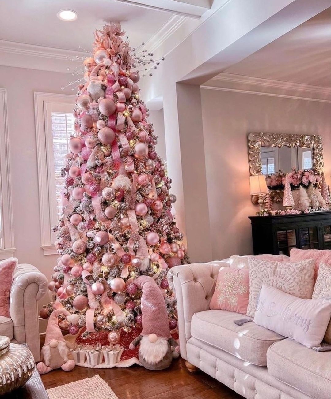 Amazing Pink Christmas interior design is elegant – Classy55